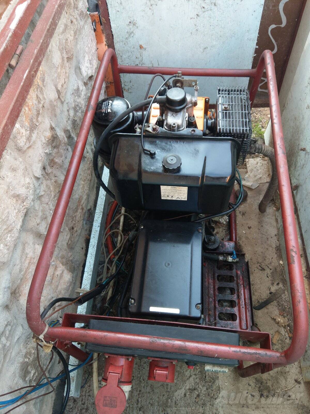 IMT - Rakovica - Cijena 1000 € - Crna Gora Podgorica > Okolina grada ...