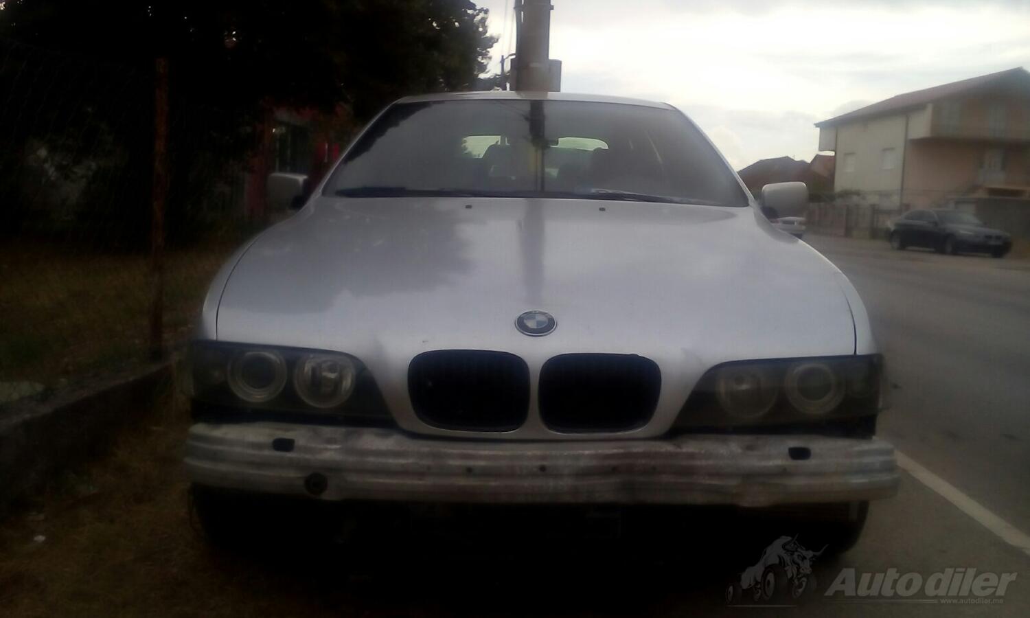 BMW - 525 - ,,525 tds - Cijena 800 € - Crna Gora Podgorica Podgorica (uži dio) Automobili ...