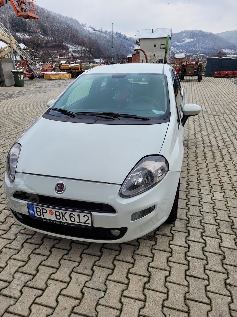 Fiat - Grande Punto - 1.3 multijet - Cijena 4000 € - Crna Gora Bijelo Polje Zaton Automobili ...