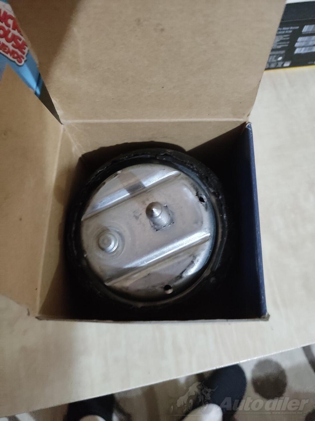 Stope motora - Cijena 50 € - Crna Gora Podgorica Podgorica (uži dio ...