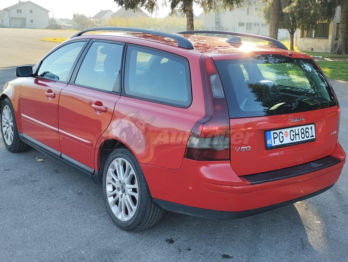 Volvo - V50 - 2.0hdi - Cijena 2500 € - Crna Gora Berane > Okolina grada Automobili | AutoDiler
