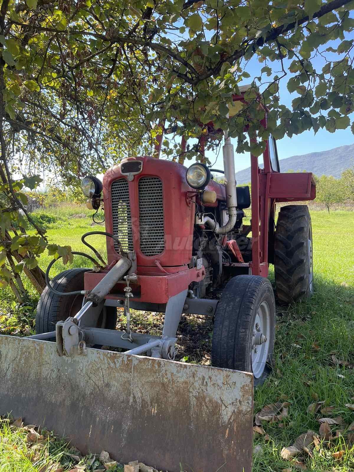 IMT - 558 - Cijena 3800 € - Crna Gora Danilovgrad Danilovgrad (uži dio ...