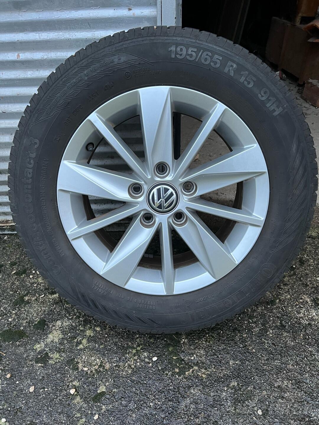 Fabričke felne i Vw golf 7 gume - Cijena 300 € - Crna Gora Nikšić ...