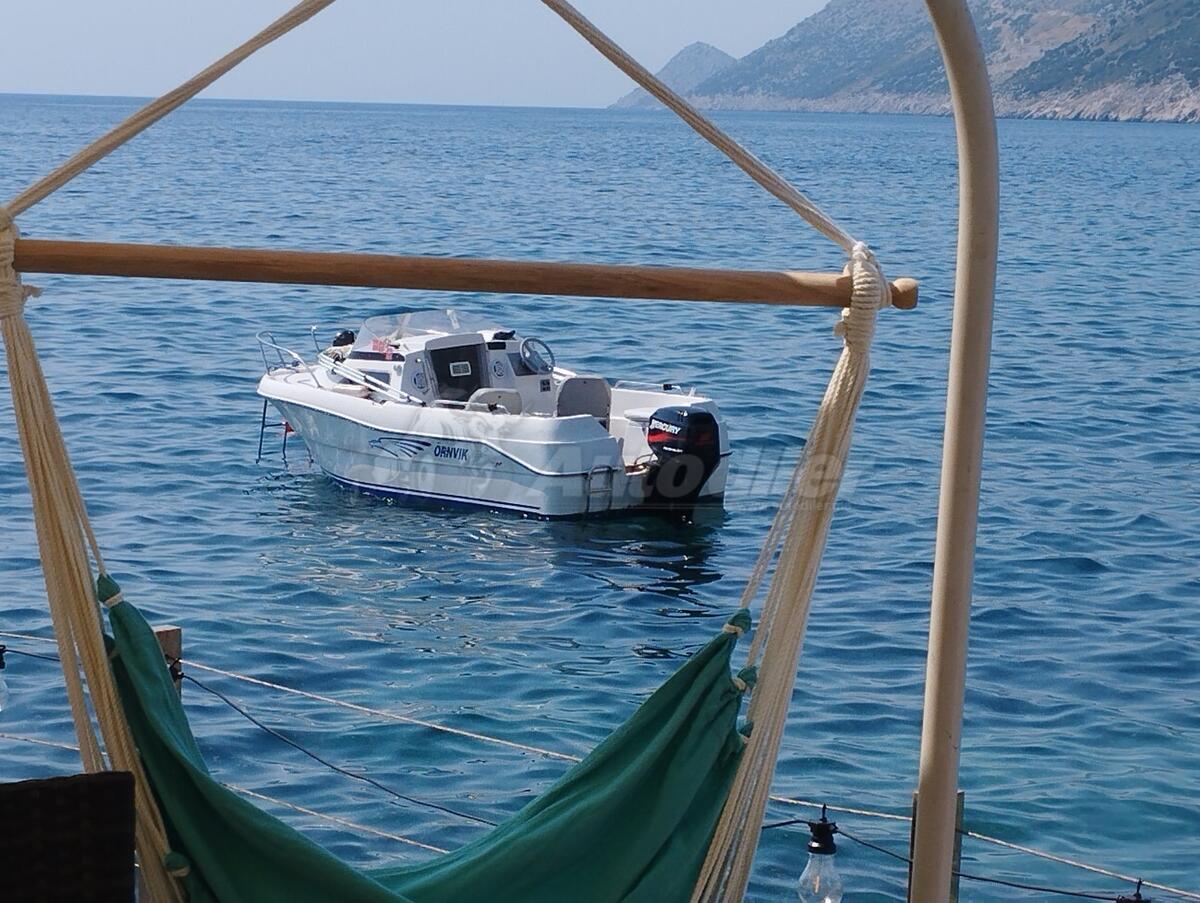 Ostalo - gliser - Cijena 6999 € - Crna Gora Bar Dobra Voda Plovila ...