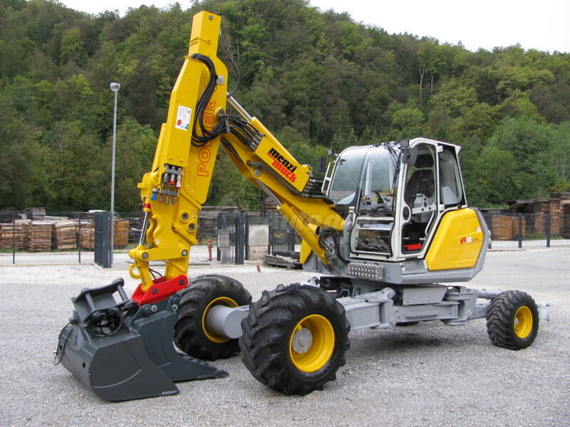 CAT - Bager pauk Menzi Muck A81 sa 2 kašike i vitlu - Cijena 62000 ...