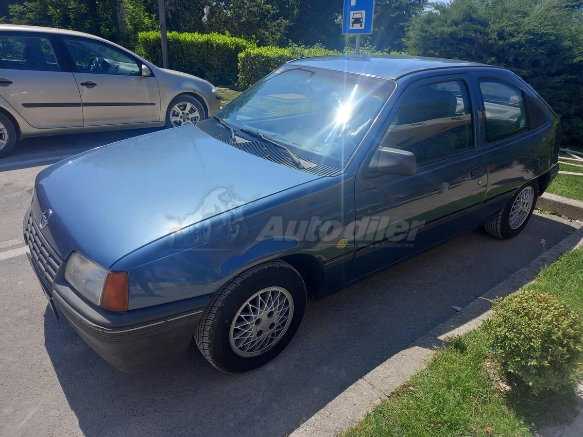 Opel - Kadett - AUTOMATIK - Cijena 2000 € - Crna Gora Danilovgrad ...