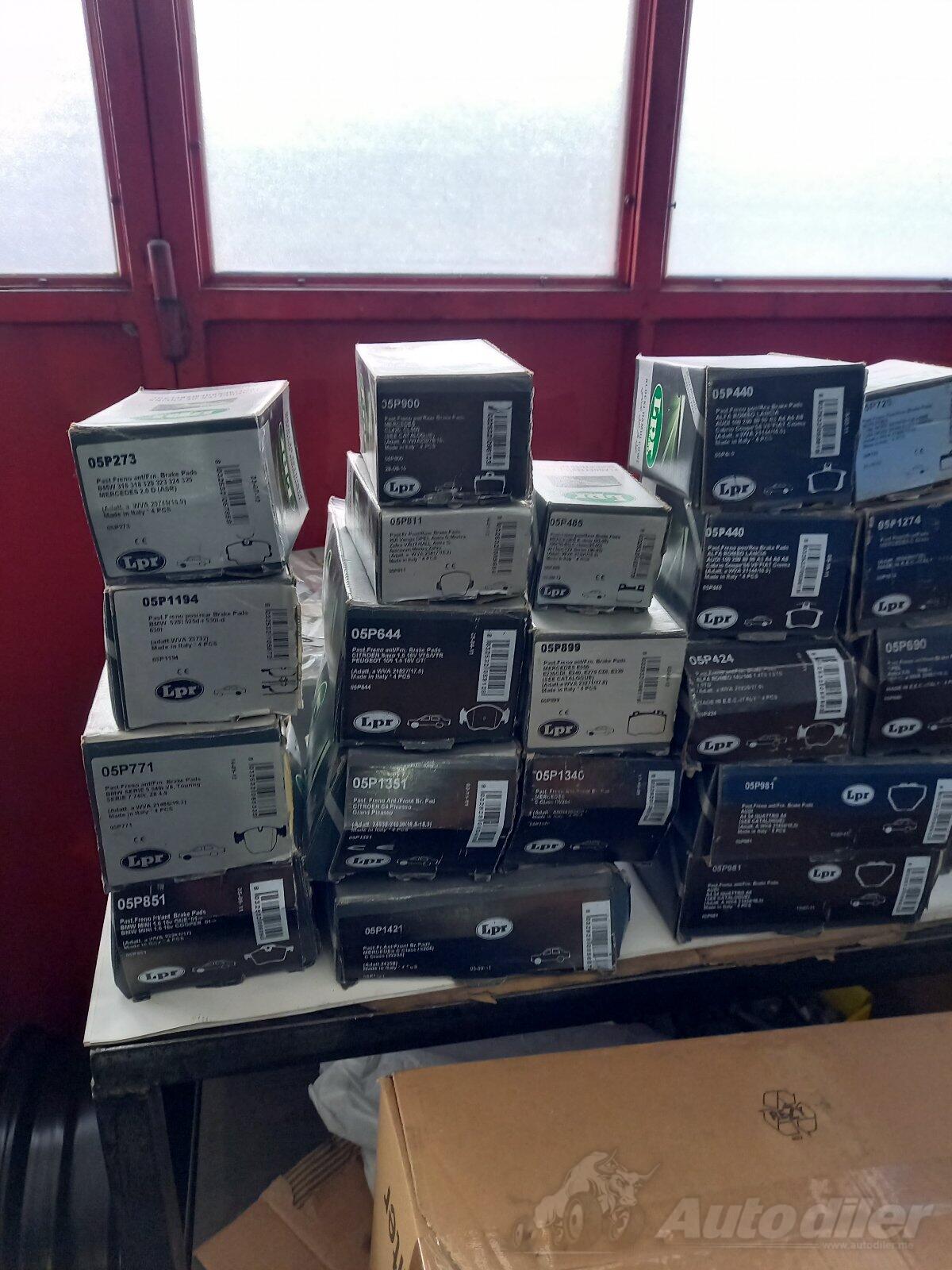 Disk pločice - Cijena 299 € - Crna Gora Podgorica Podgorica (uži dio ...