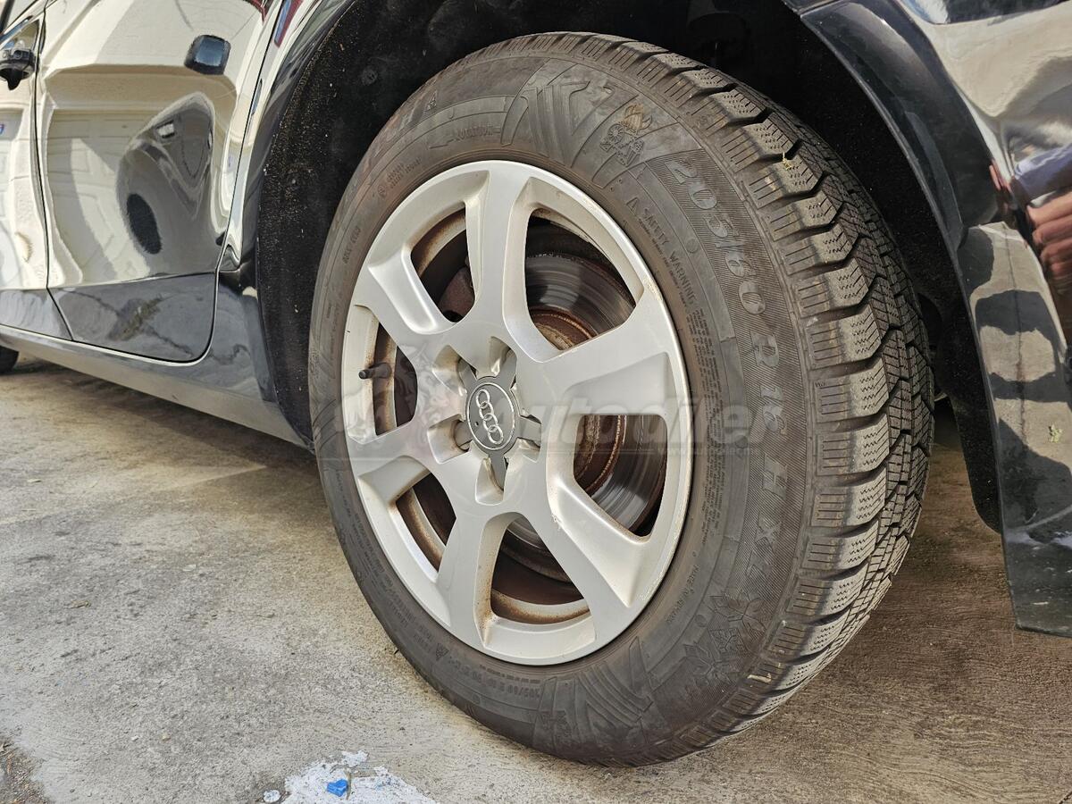 Fabričke felne i viking gume - Cijena 220 € - Crna Gora Budva Centar ...