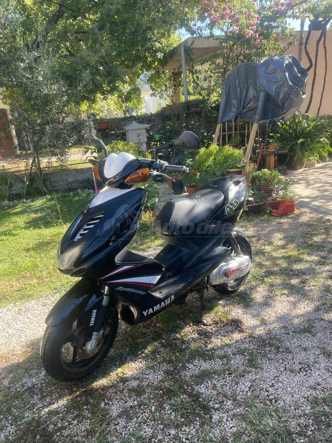 Yamaha - Aerox 49 cc - Cijena 600 € - Crna Gora Bar Sutomore Motori ...