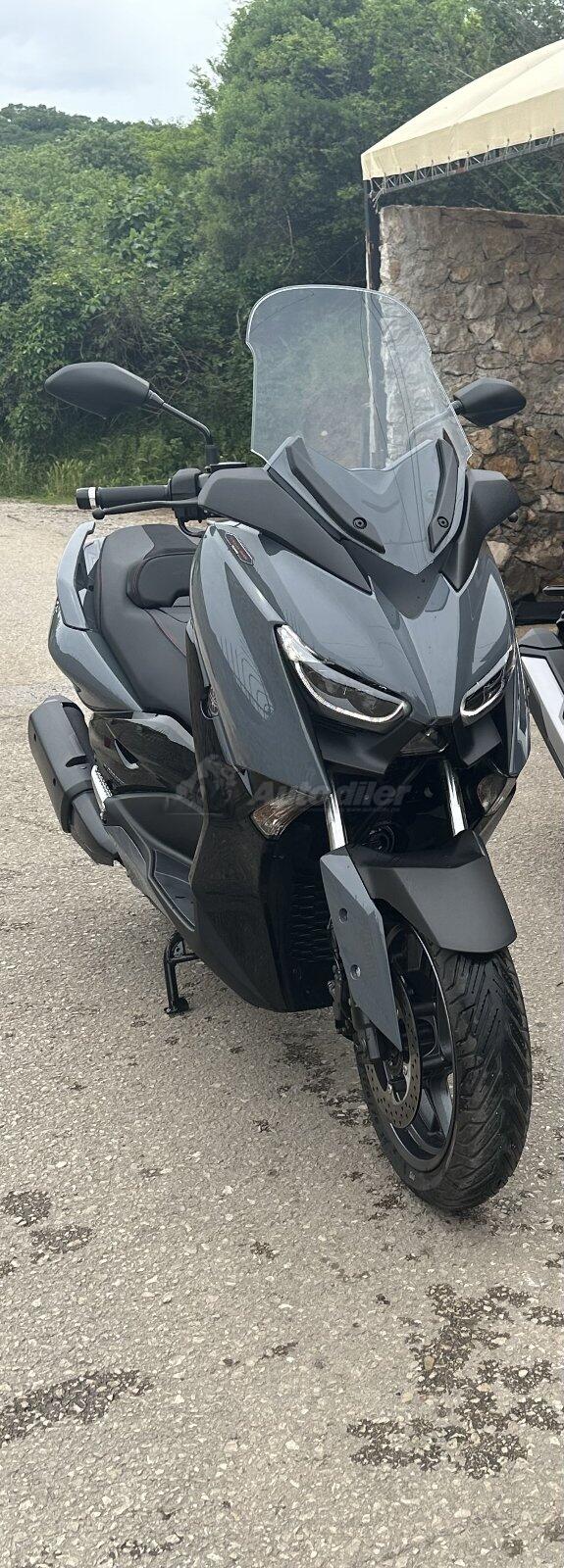 Yamaha - X MAX 300 TECH MAX - Cijena 7800 € - Crna Gora Bar > Okolina ...