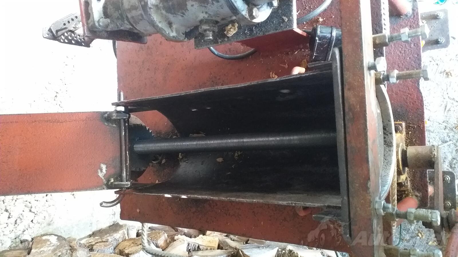 IHI - mašina za rezanje duvana - Cijena 600 € - Crna Gora Podgorica ...