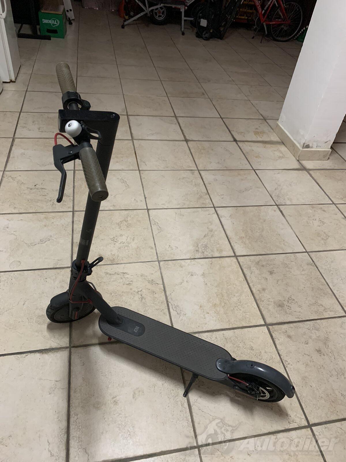 City Bike - Elektricni trotinet XIAOMI - Cijena 160 € - Crna Gora Tivat ...