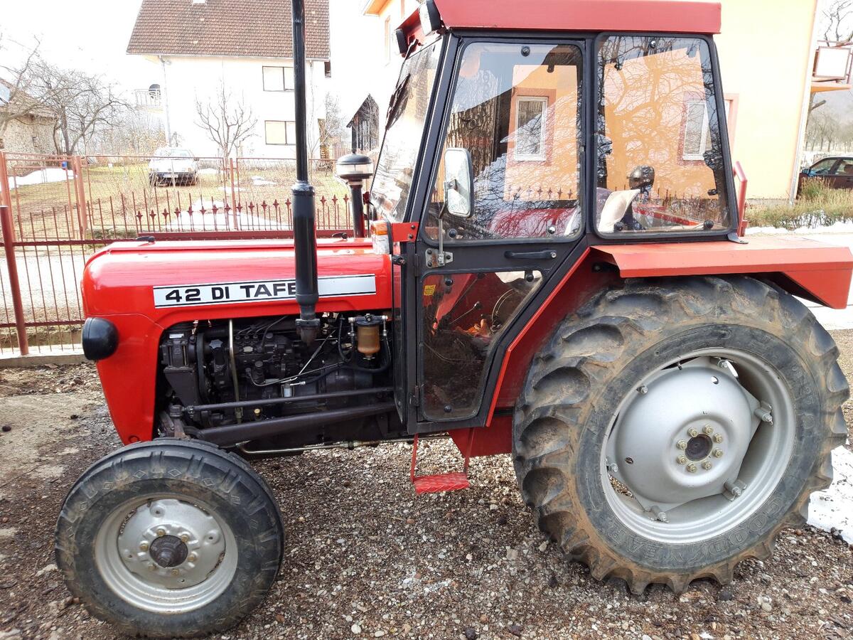 Tafe - 42 - Cijena 9500 € - Crna Gora Berane Buče Traktori | AutoDiler