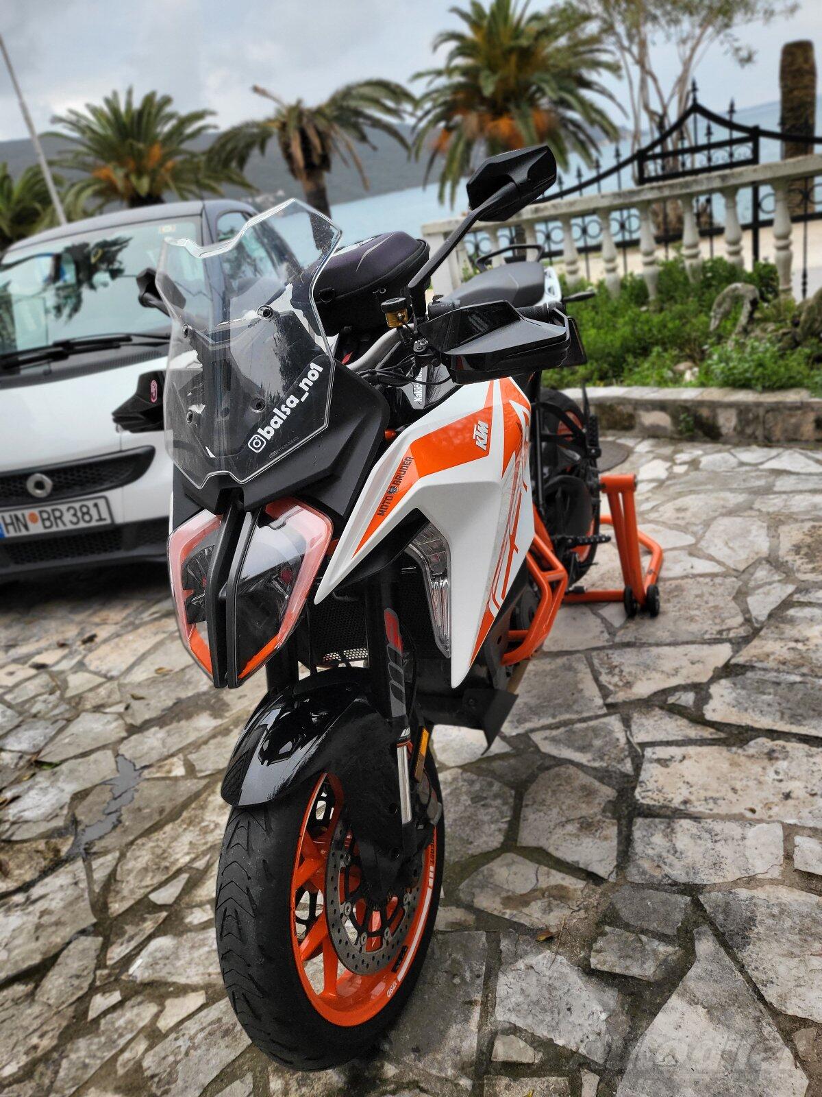 KTM - SUPERDUKE 1290GT - Cijena 17500 € - Crna Gora Herceg Novi ...