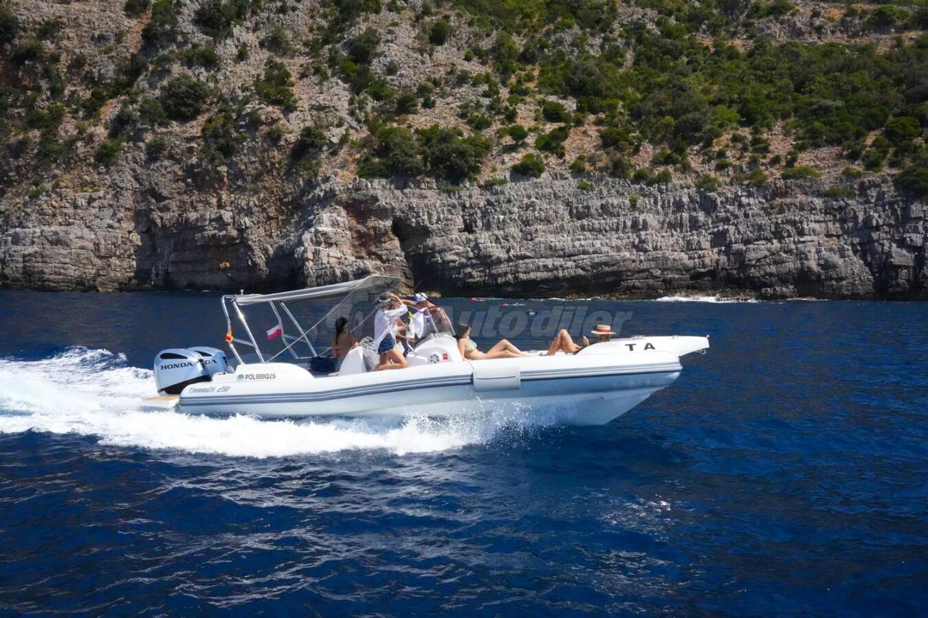 Martin - Marlin 298 - Cijena 104870 € - Crna Gora Budva Centar grada ...