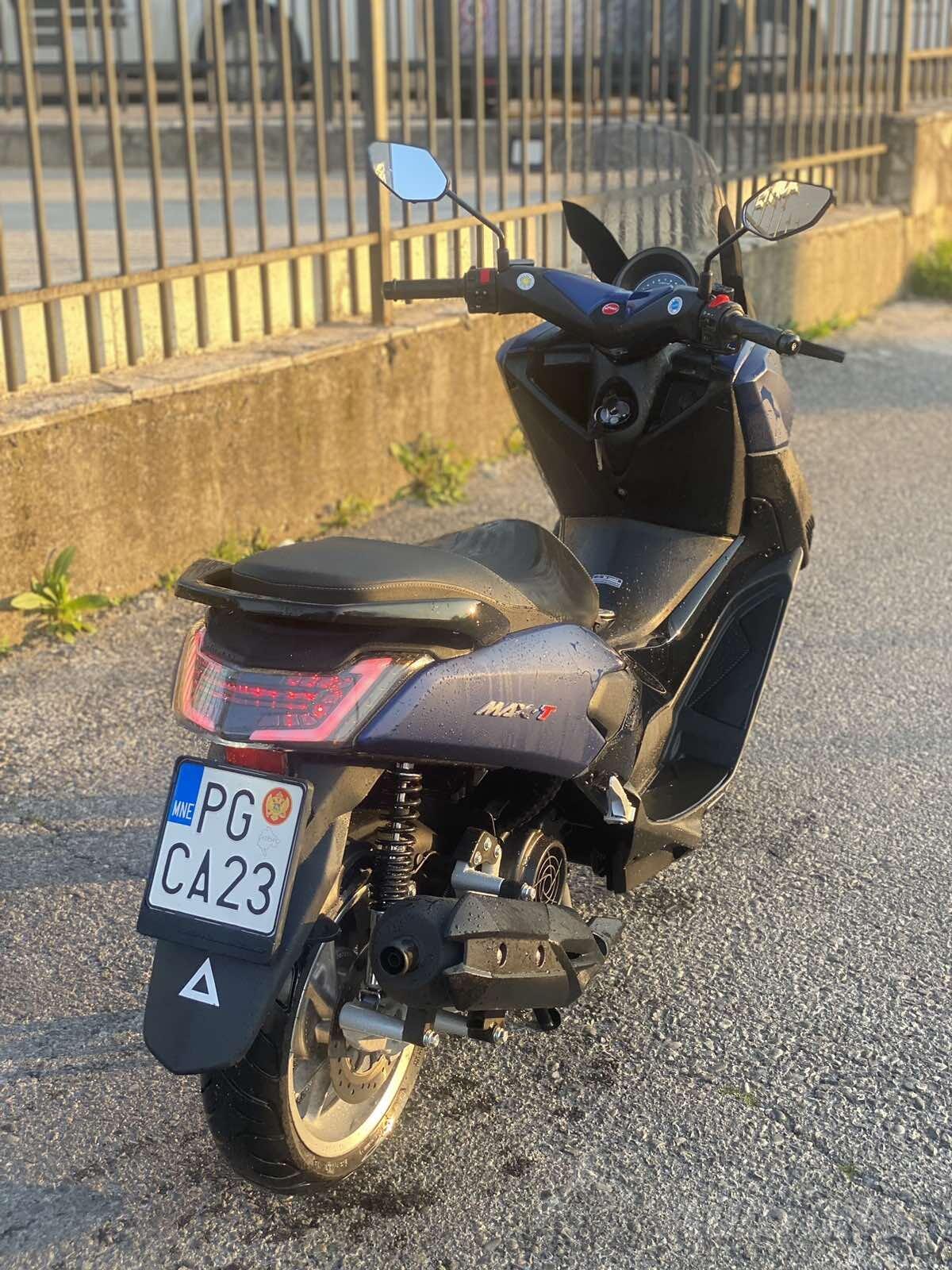 NAS - max t 150cc - Cijena 2100 € - Crna Gora Podgorica Podgorica (uži ...