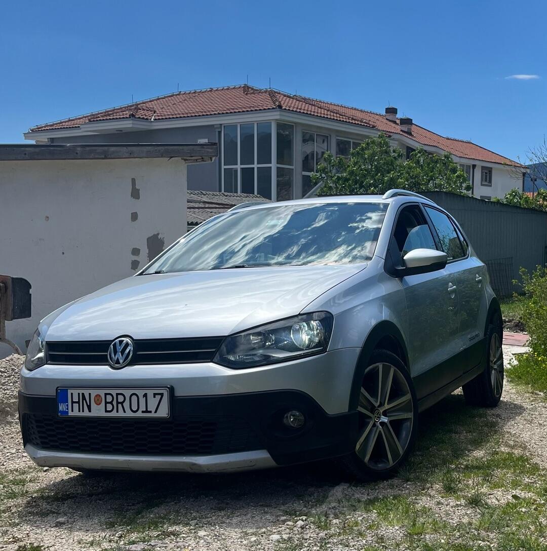 Volkswagen - Polo Cross - 1,6 tdi - Cijena 8500 € - Crna Gora Herceg ...