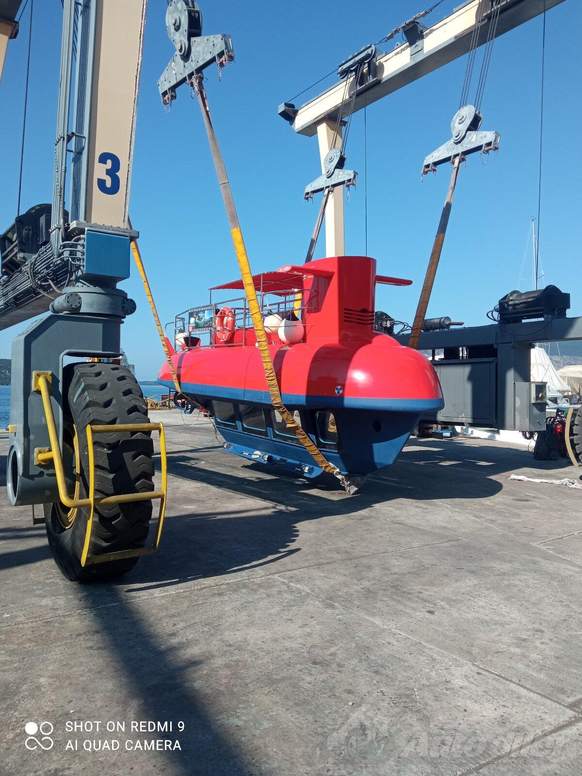 Airon marine - Polupodmornica Semi submarine - Cijena 50000 € - Crna ...