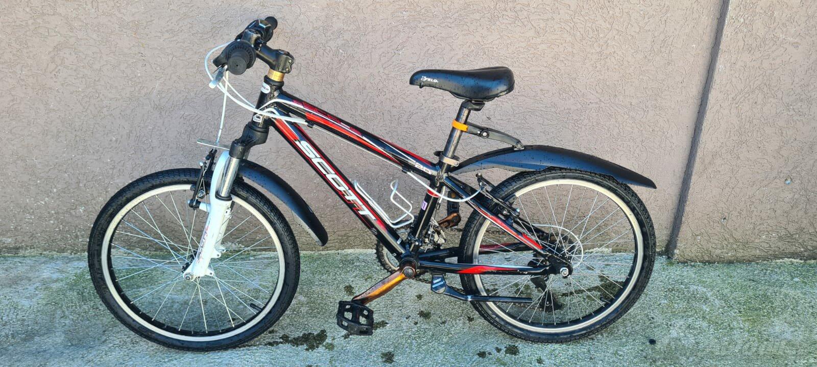 Scott - JR SCALE - Cijena 110 € - Crna Gora Podgorica Podgorica (uži ...