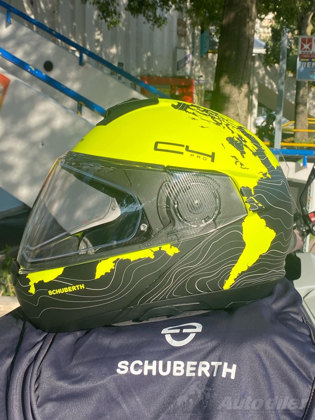 Schuberth - C4 PRO sa komunikatorom - Cijena 750 € - Crna Gora Budva ...