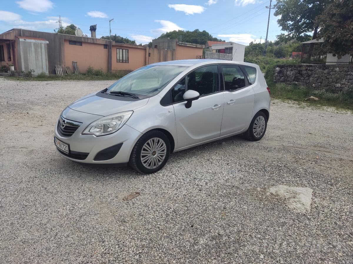 Opel - Meriva - 1.3 - Cijena 4800 € - Crna Gora Cetinje > Okolina grada ...
