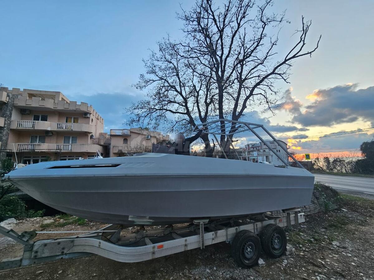 Sea ray - . - Cijena 4000 € - Crna Gora Bar Sutomore Plovila | AutoDiler