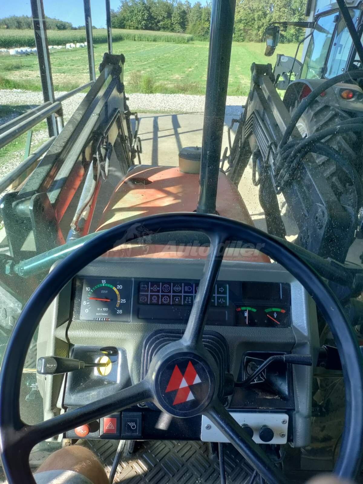 Massey Ferguson - 3060 - Cijena 18500 € - Crna Gora Bijelo Polje Boljanina Traktori | AutoDiler