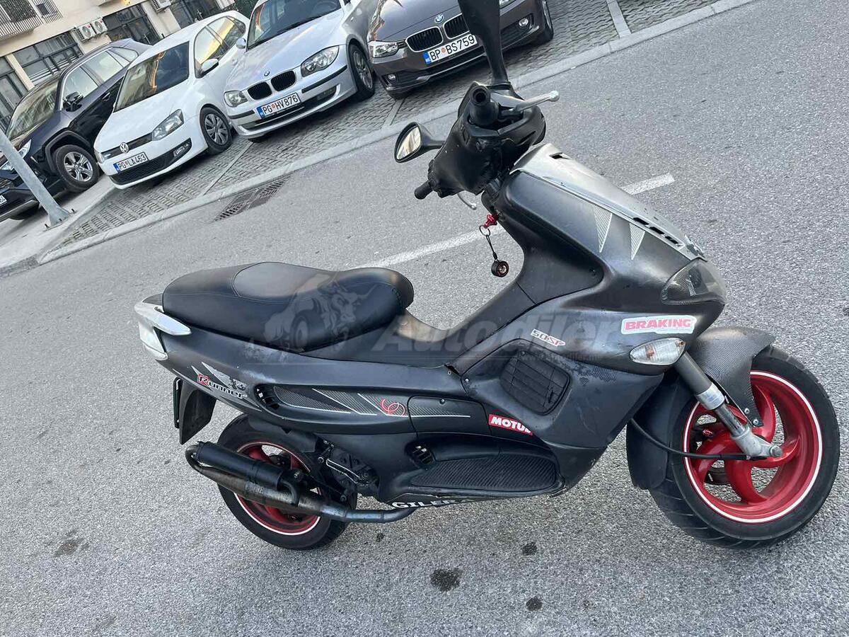 Gilera - Runner - Cijena 900 € - Crna Gora Podgorica Stari Aerodrom ...