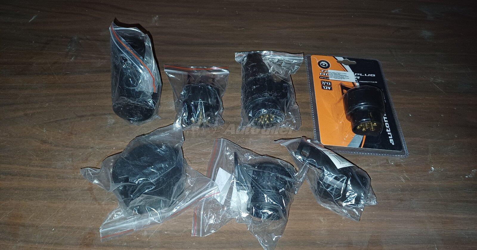 Adapteri za Automobile - Univerzalno - Cijena 13 € - Crna Gora Pljevlja ...
