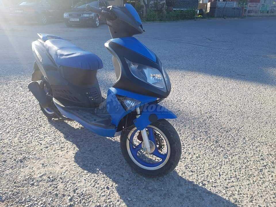 Vespa - Salcano - Cijena 500 € - Montenegro Podgorica > City Outskirts ...