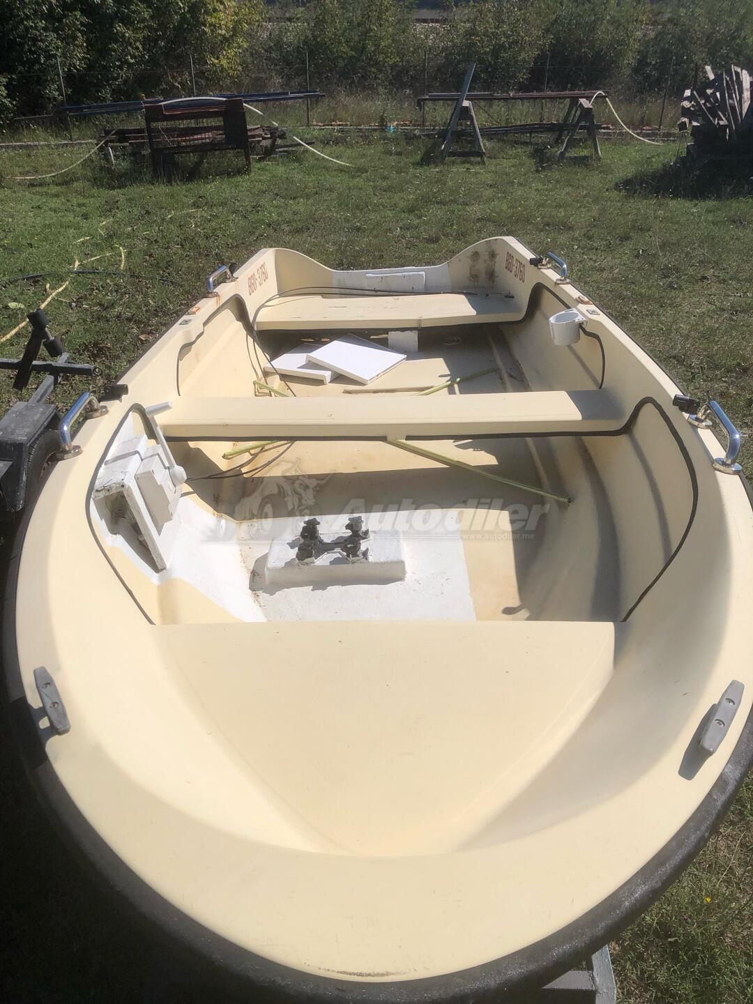 Elan - ELAN 401 - Cijena 1600 € - Montenegro Podgorica Podgorica (City Center) Watercraft ...
