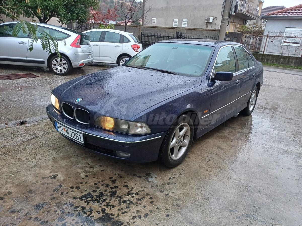 BMW - 520 - bmw - Cijena 2500 € - Crna Gora Podgorica Podgorica (uži dio) Automobili | AutoDiler