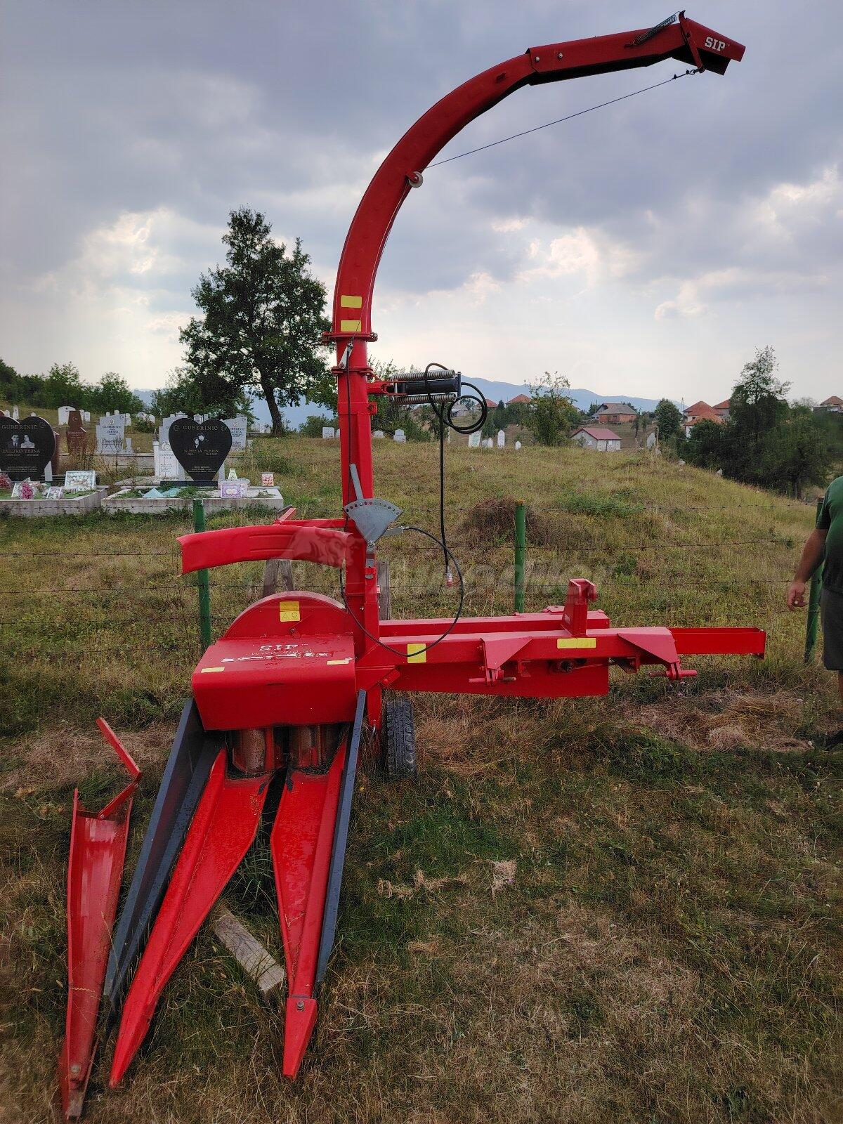 IMT - 80 d - Cijena 2600 € - Montenegro Bijelo Polje Femića Krš ...