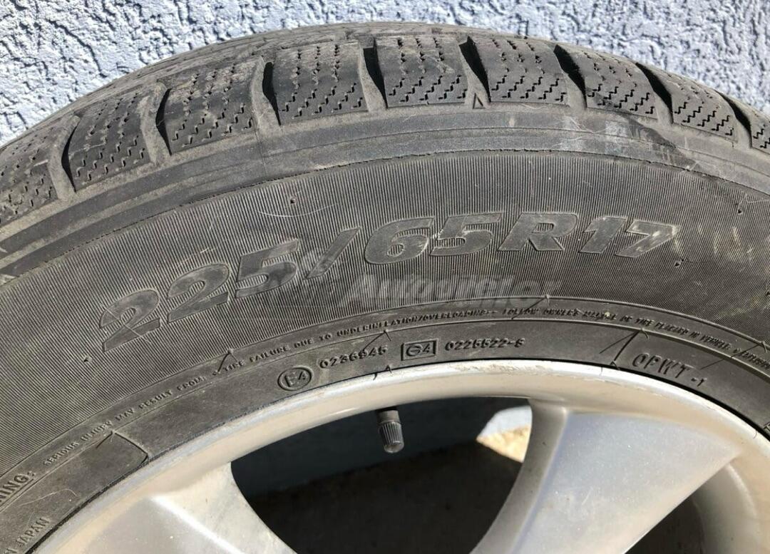 Toyo - 225/65 R17 - Zimska guma - Cijena 100 € - Crna Gora Nikšić ...