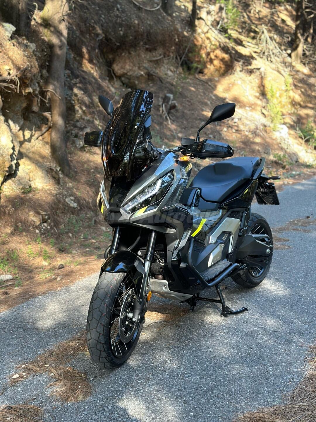 Honda - X-ADV - Cijena 16000 € - Mali i Zi Bar Bar (qendra e qytetit ...