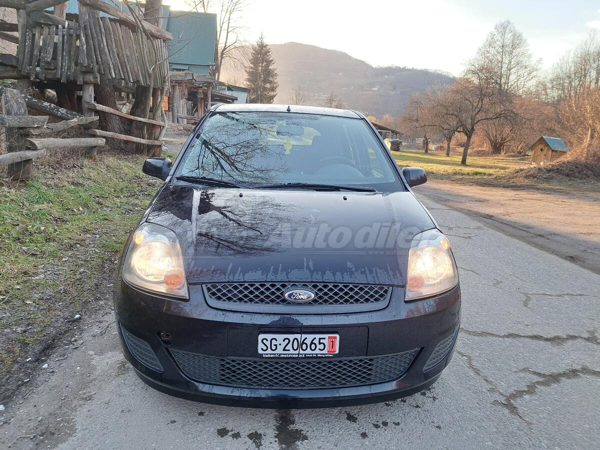 Ford - Fiesta - AUTOMATIK 1.4tdci - Cijena 3950 € - Crna Gora Bijelo ...