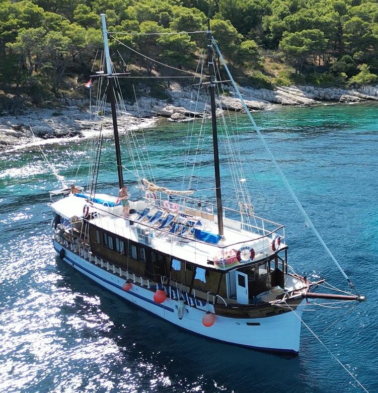 Cro boats - Motorni brod ORAO - Cijena 40000 € - Hrvatska Split - Grad ...