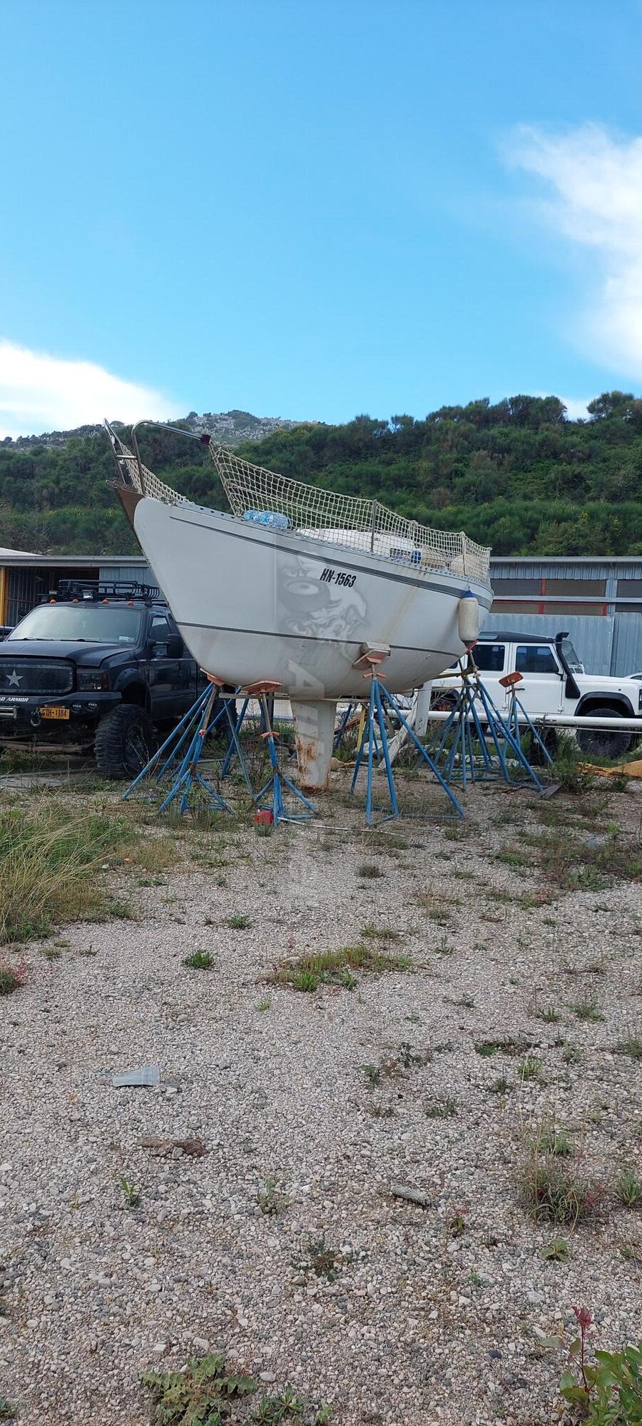 Elan - ELAN AMON - Cijena 5000 € - Crna Gora Podgorica > Okolina grada ...