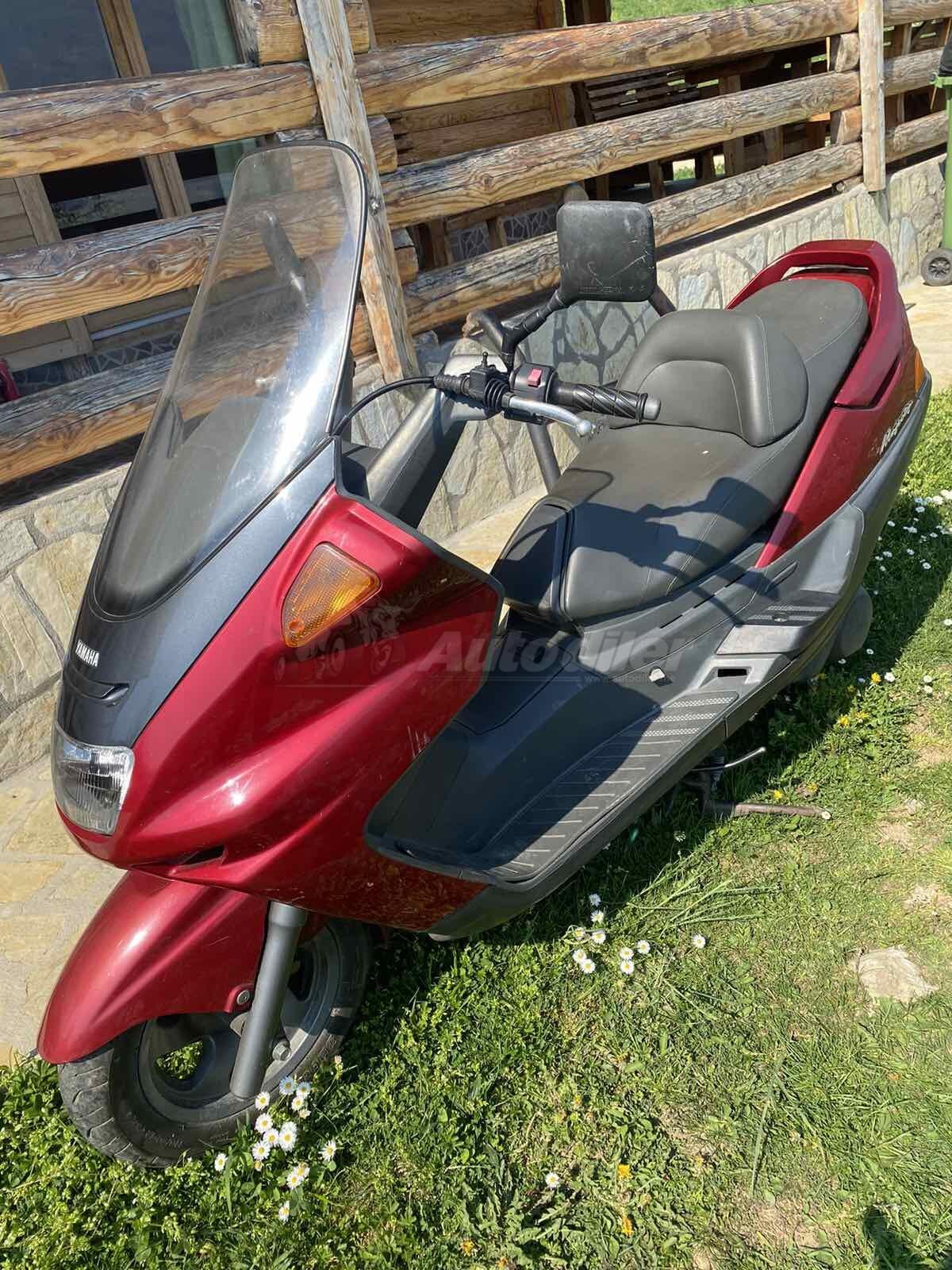 Yamaha - majesty - Cijena 999 € - Crna Gora Andrijevica Centar grada ...