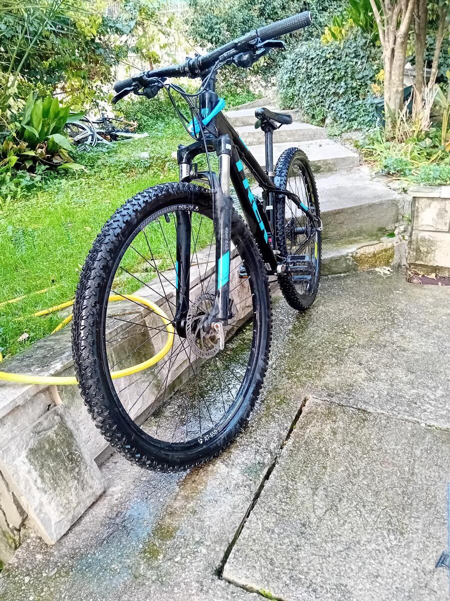 Trek - Merlin 5 - Cijena 300 € - Crna Gora Herceg Novi Igalo Bicikli ...