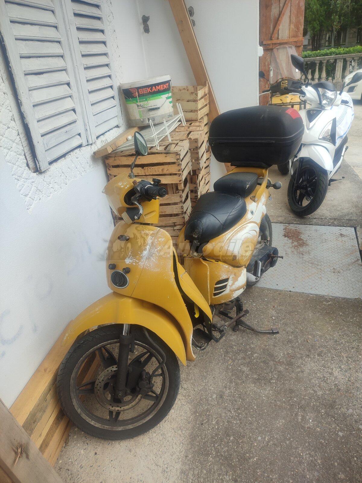 Peda - Scuola 50 - Cijena 200 € - Crna Gora Budva Budva (uži dio ...