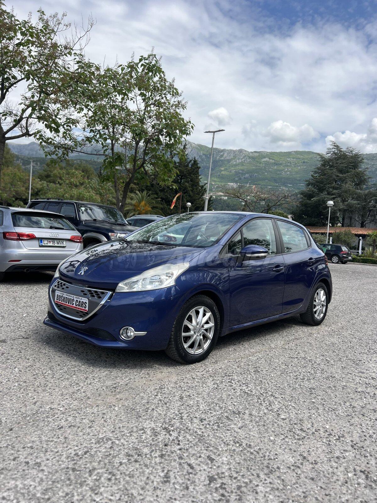 Peugeot - 208 - 1,4 AUTOMATIK - Cijena 7450 € - Crna Gora Budva Centar ...