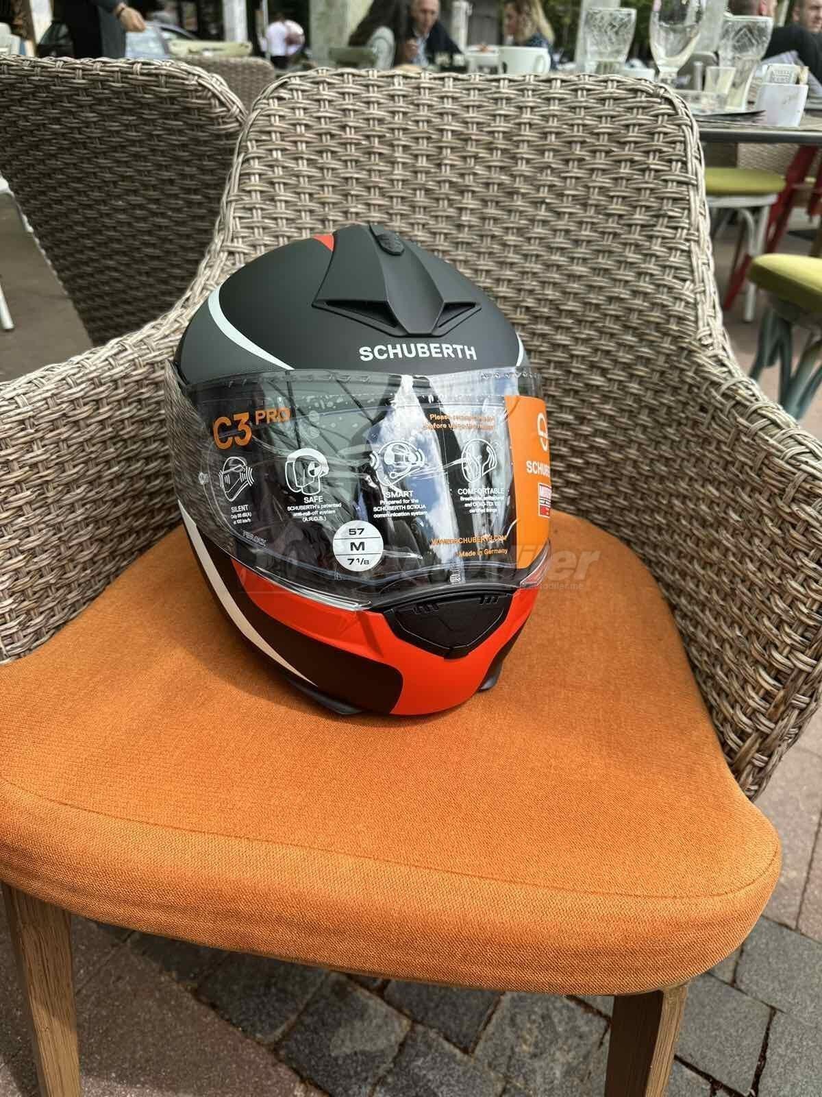 Schuberth - C3 Pro - Cijena 350 € - Crna Gora Podgorica Centar grada ...
