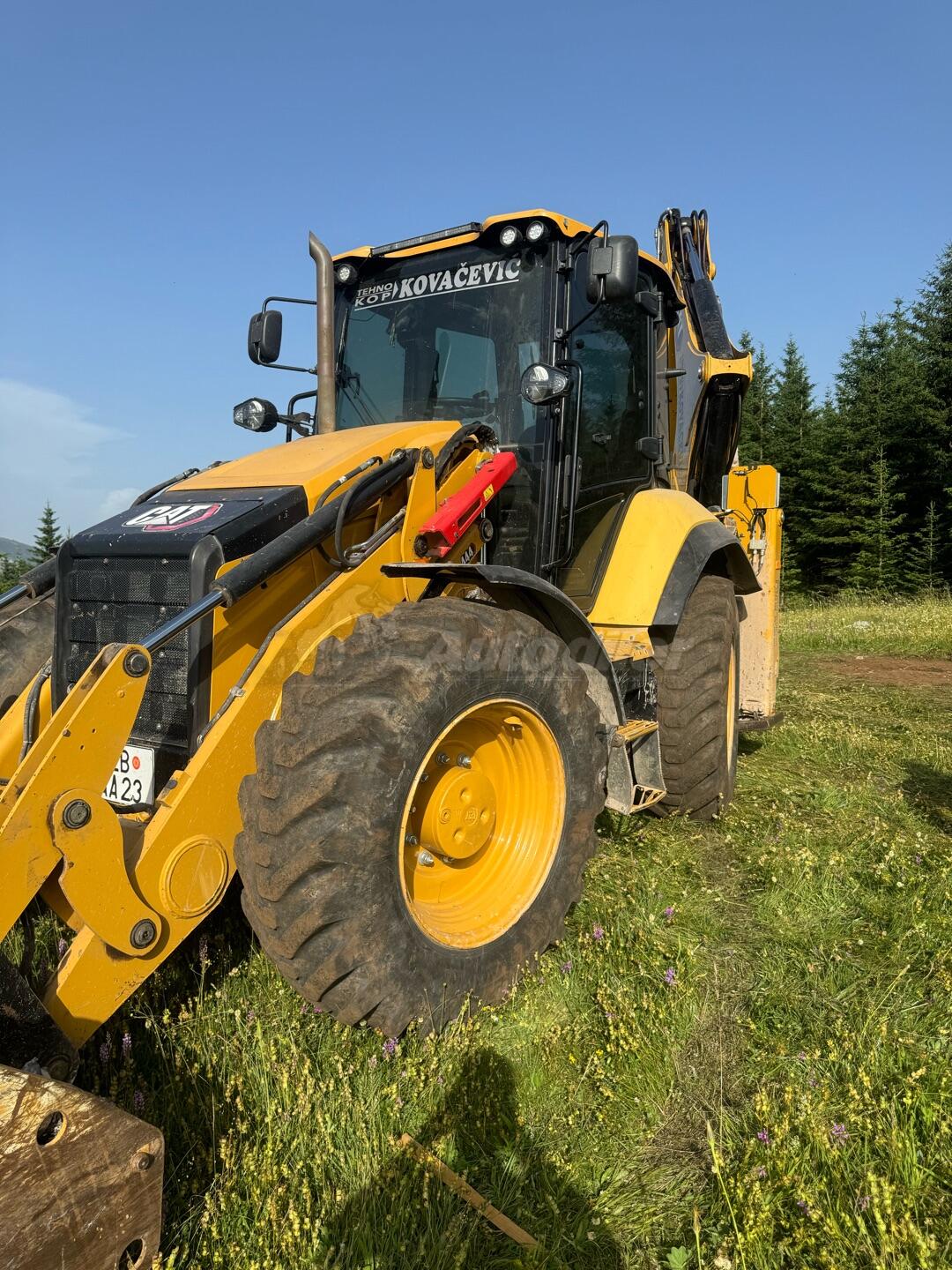 CAT - 444f - Cijena 120000 € - Mali i Zi Žabljak > Skajet e Qytetit Makinë pune | AutoDiler