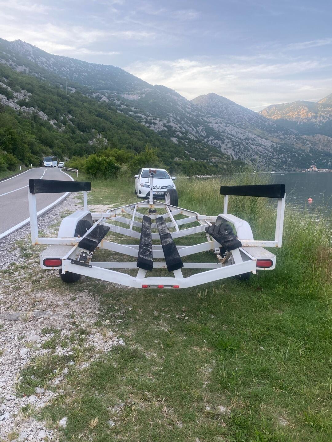 Prikolice za plovila - Cijena 1500 € - Crna Gora Kotor Risan Prikolice ...