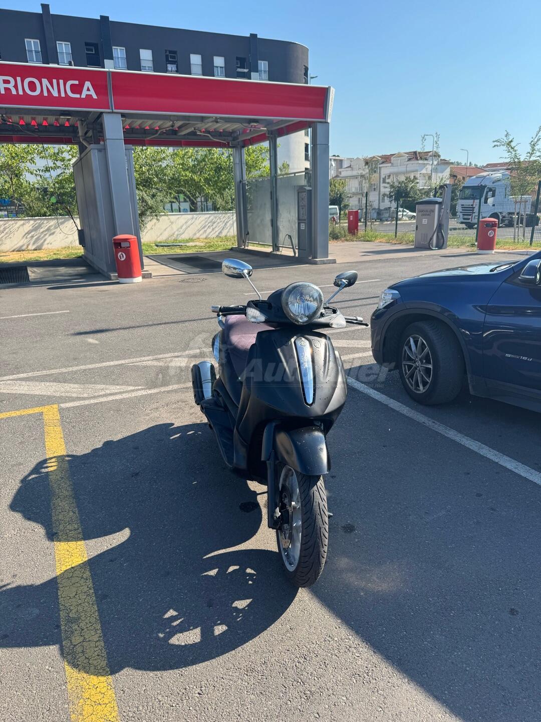 Piaggio - Beverly 500 - Cijena 1200 € - Crna Gora Budva Stari Grad ...