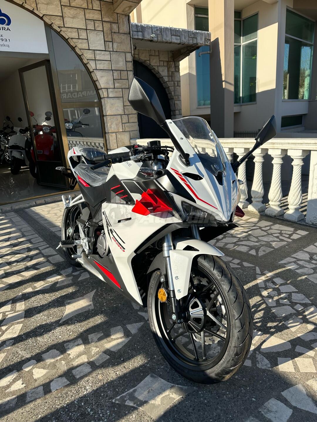 Zongshen - ZONSEN CYCLONE RC250 - Cijena 3900 € - Montenegro Ulcinj ...