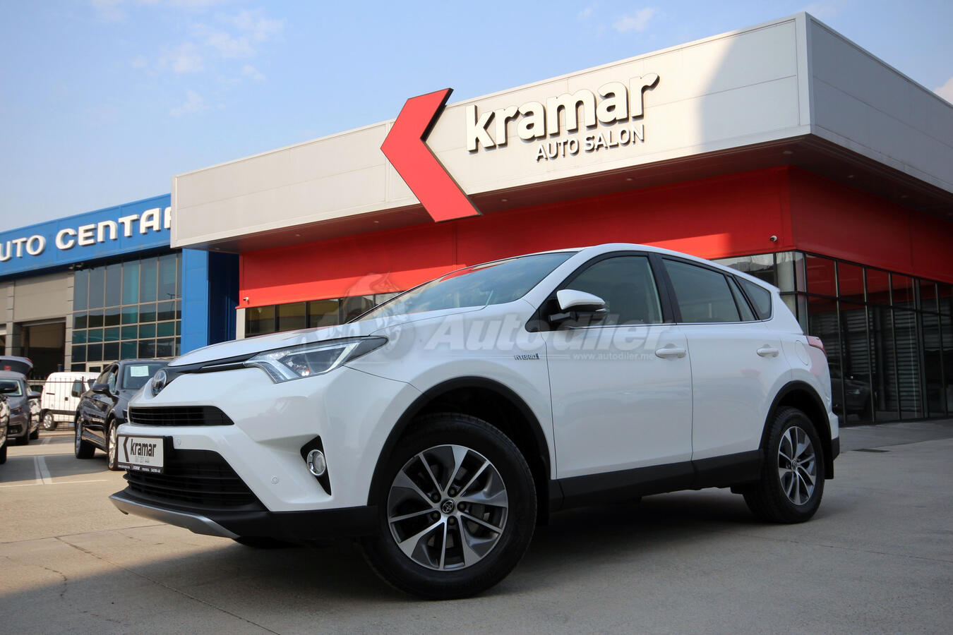 Toyota - RAV 4 - 2.5 HYBRID 4WD-i E-CVT DYNAMIC Business 197 KS - Novi ...