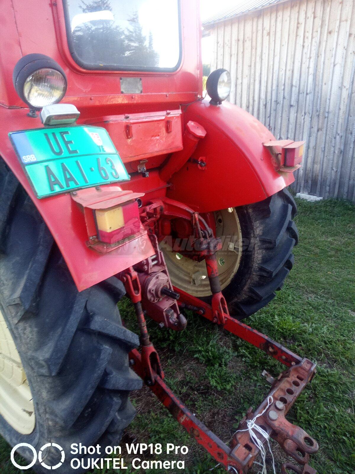 Belarus - T40 - Cijena 5500 € - Crna Gora Pljevlja > Okolina grada Traktori | AutoDiler