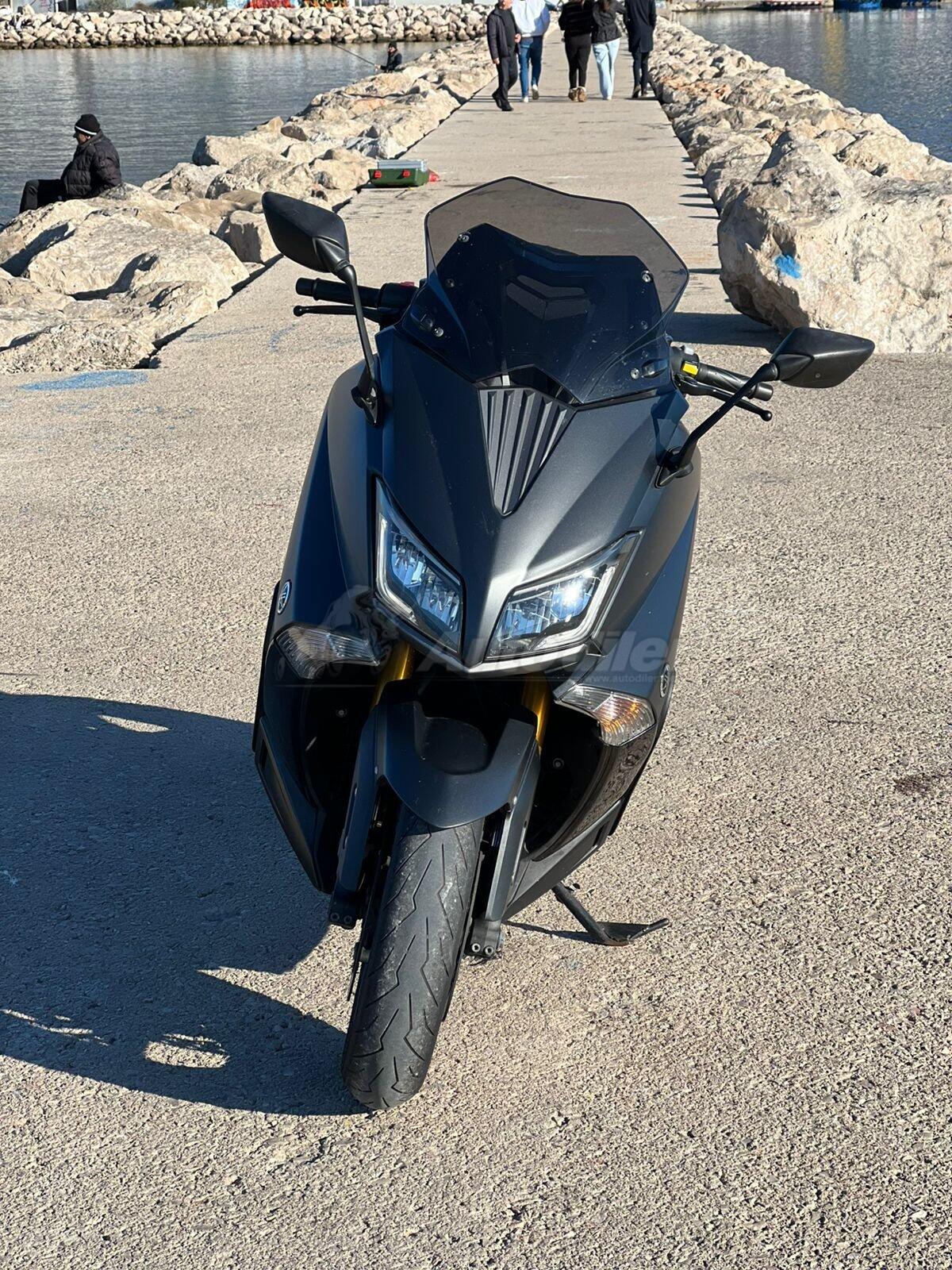 Yamaha - T max Iron Max - Cijena 7500 € - Crna Gora Bar Bar (uži dio ...